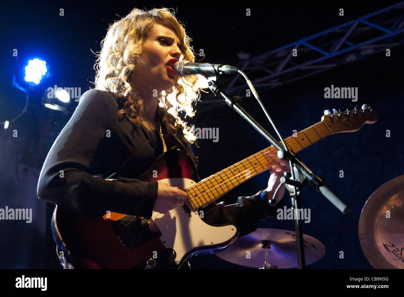 Anna Calvi performs in Rome Stock Photo - Alamy
