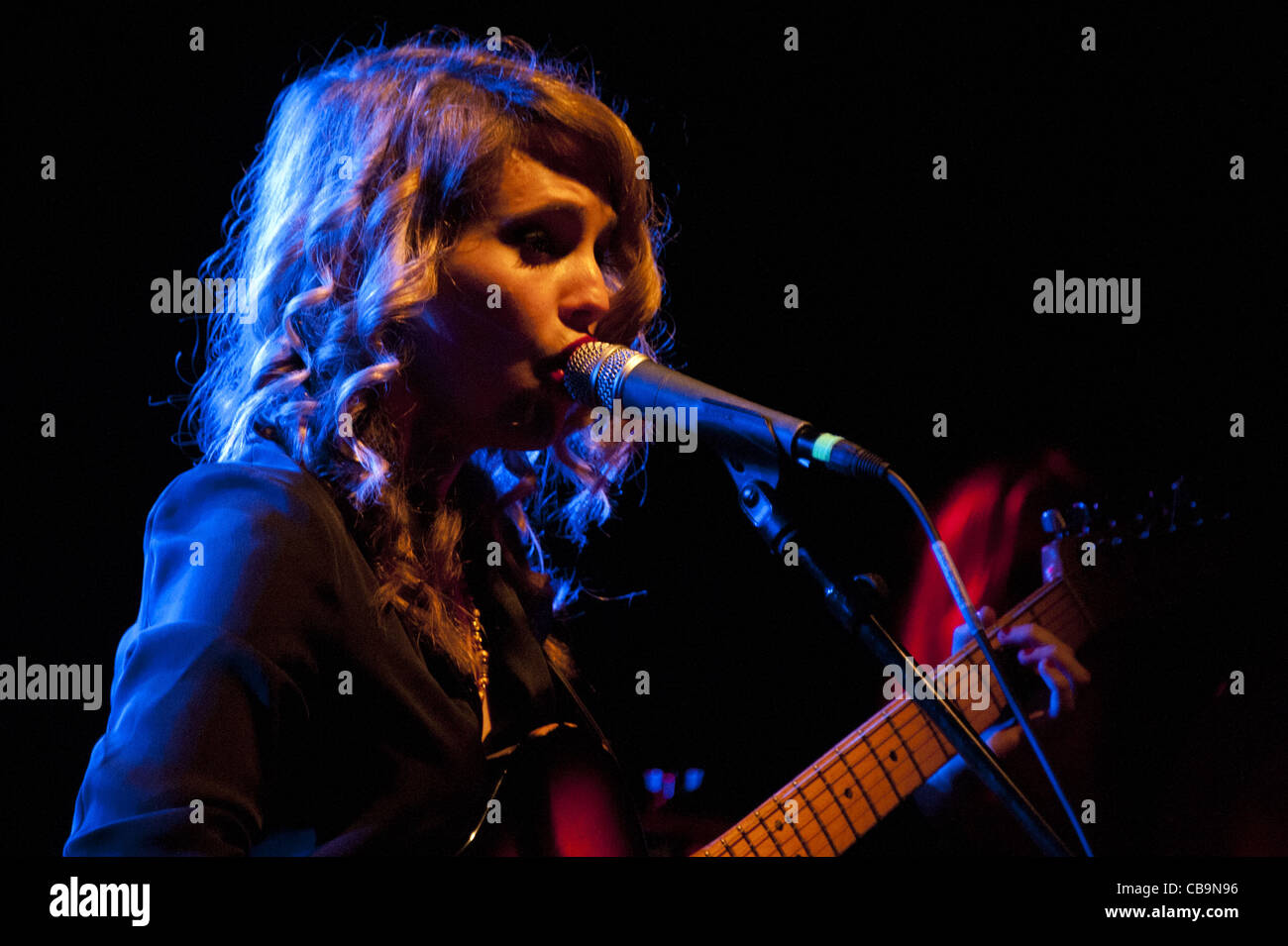 Anna Calvi performs in Rome Stock Photo - Alamy