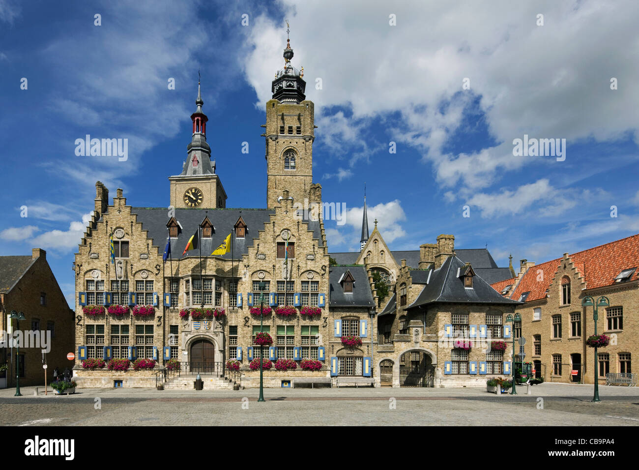 The Diksmuide town hall and belfry, Belgium Stock Photo - Alamy
