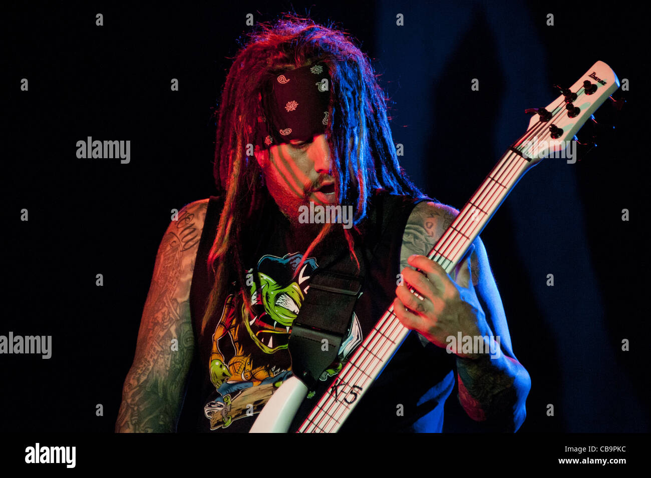 Reginald Arvizu of Korn performs in Rome Stock Photo - Alamy