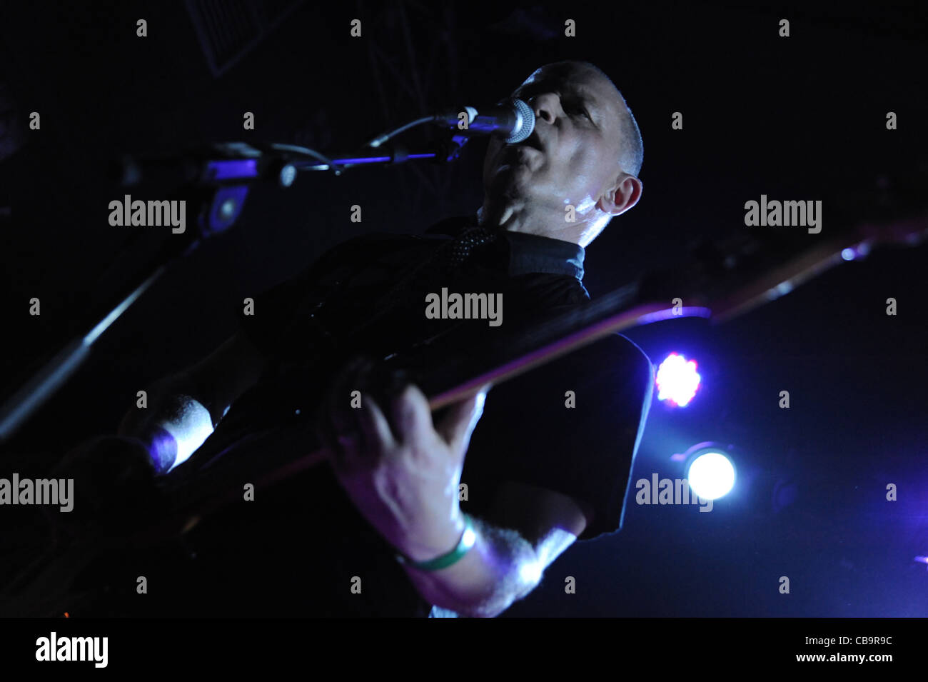 Graham Lewis of Wire performs in Rome Stock Photo - Alamy