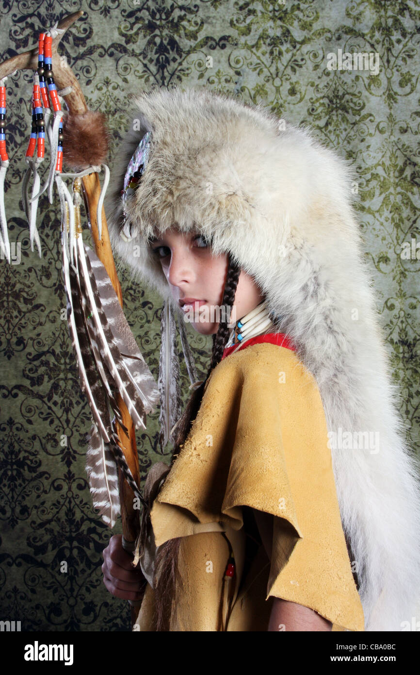 Lakota sioux native american child hi-res stock photography and images ...