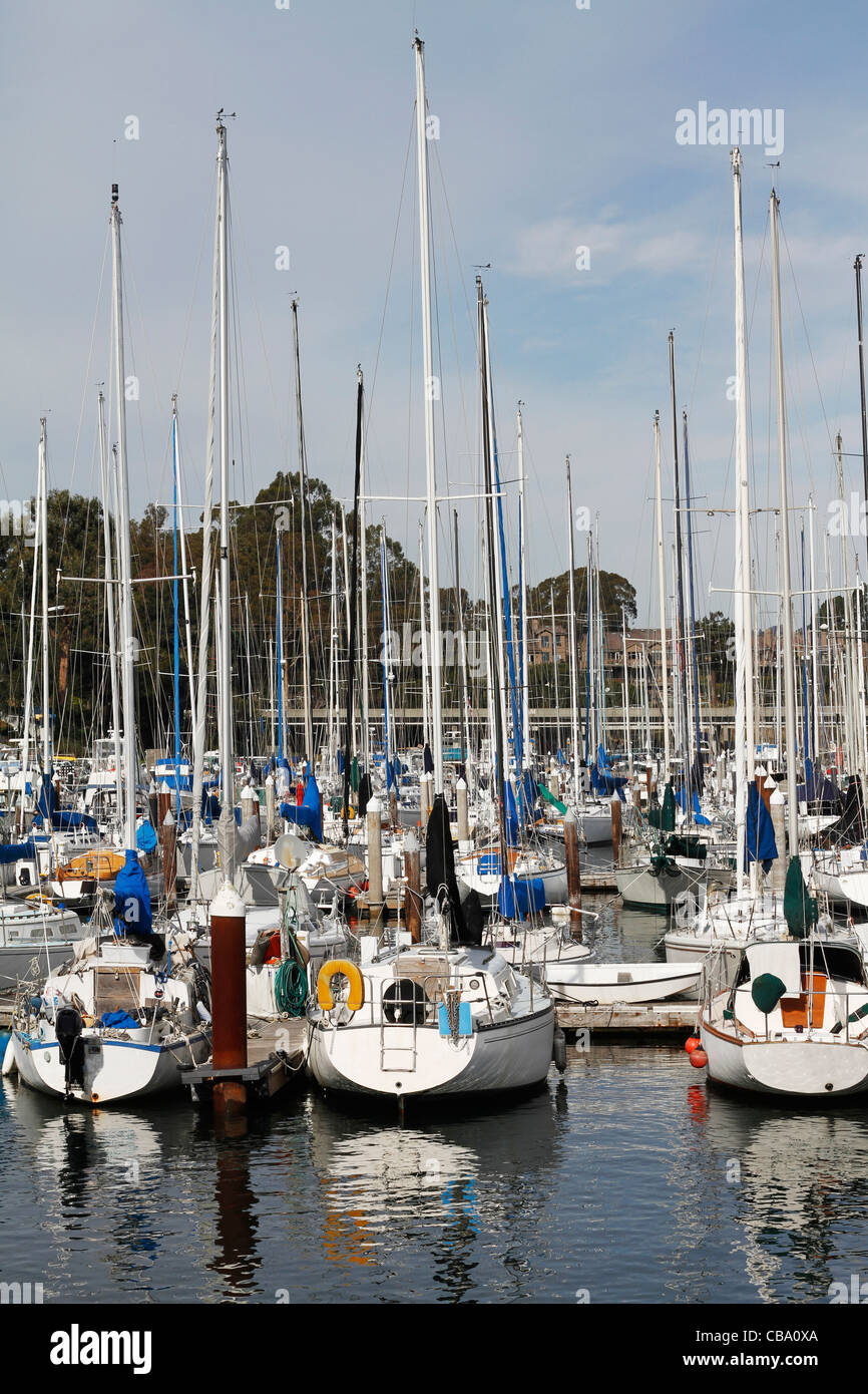 Sailboats are anchored in a row hi-res stock photography and images - Alamy
