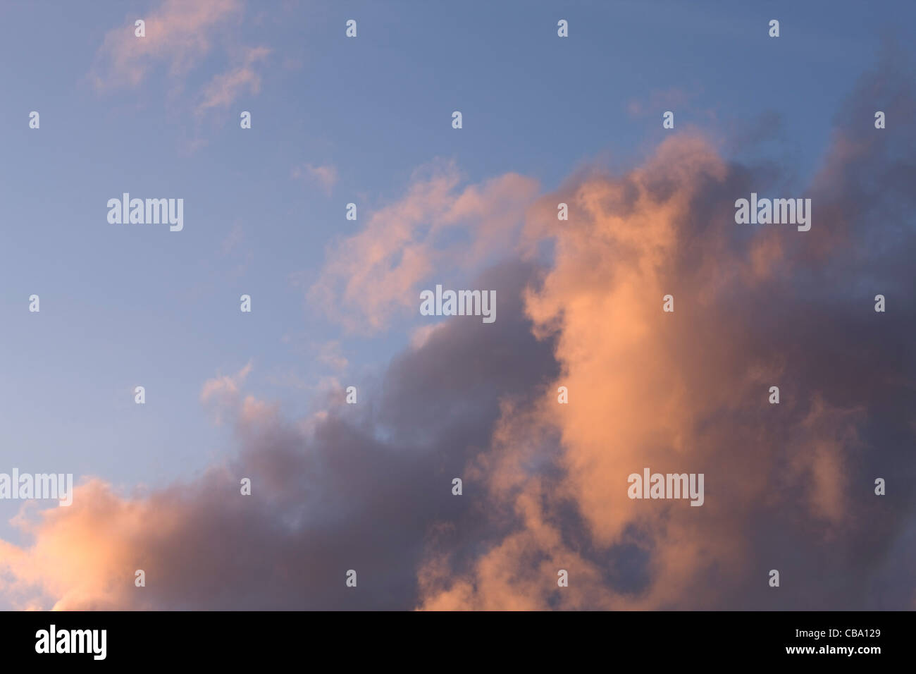 Wispy sunset hi-res stock photography and images - Alamy