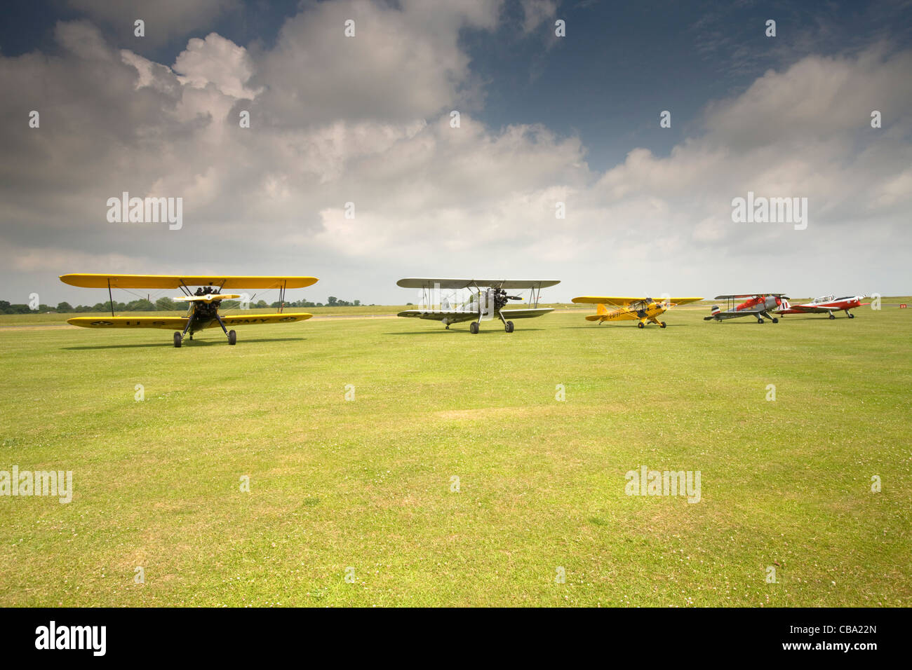 Bi planes hi-res stock photography and images - Alamy