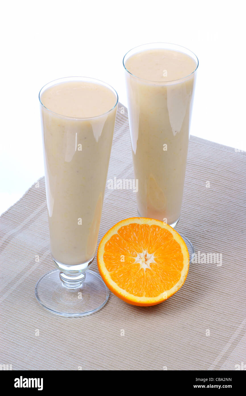 Orange fruit slice and cocktail, isolated on white background Stock ...