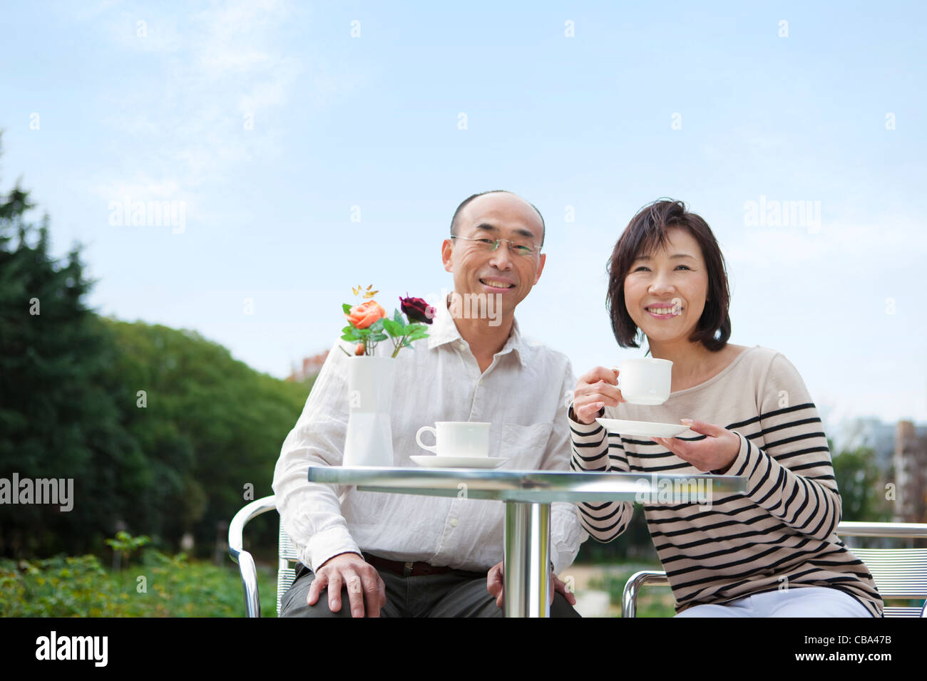 Three men sitting and having tea hi-res stock photography and images ...