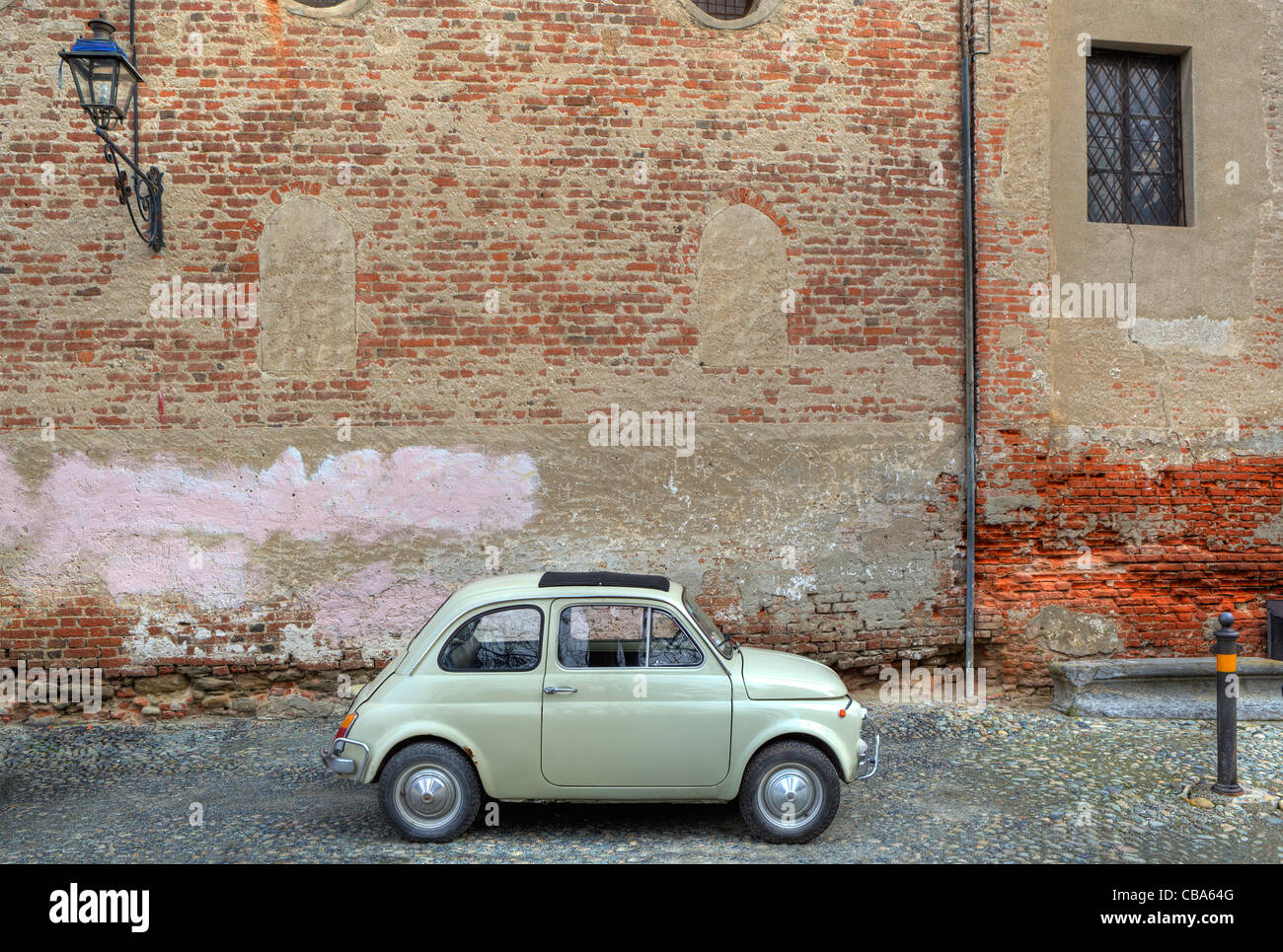 Vintage old fashioned italy hi-res stock photography and images - Alamy