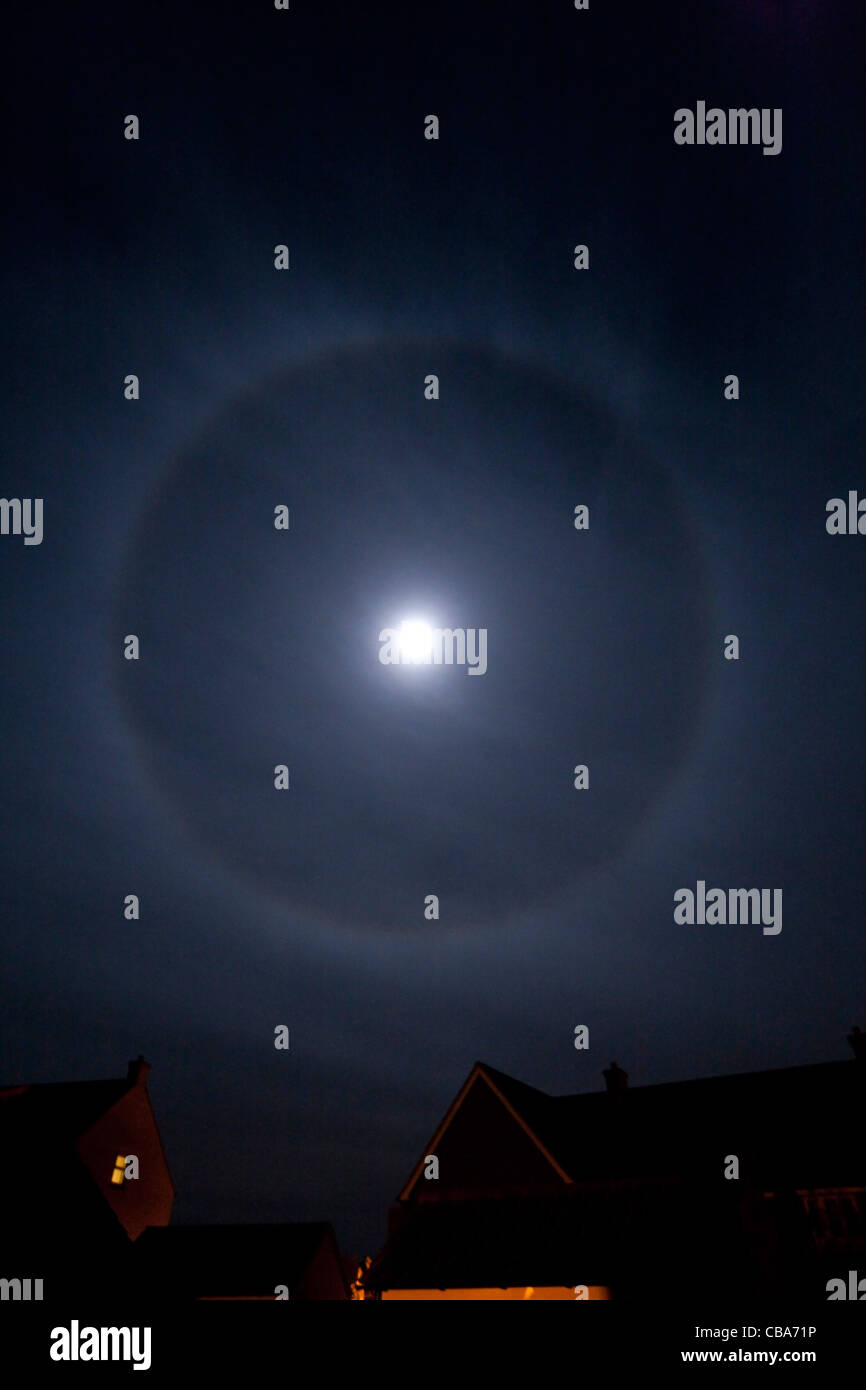 Full moon uk hi-res stock photography and images - Alamy