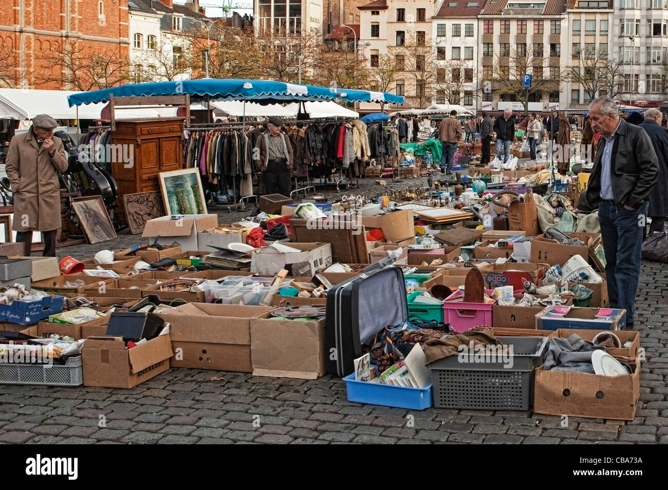 Scene from a Brussels street market Stock Photo - Alamy