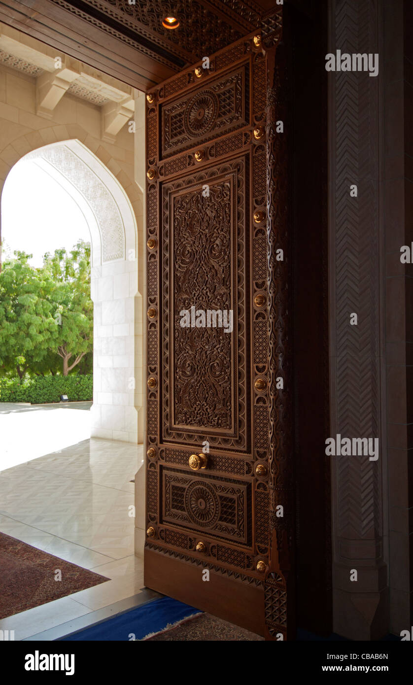 Decorative Mosque Door Stock Photo - Alamy