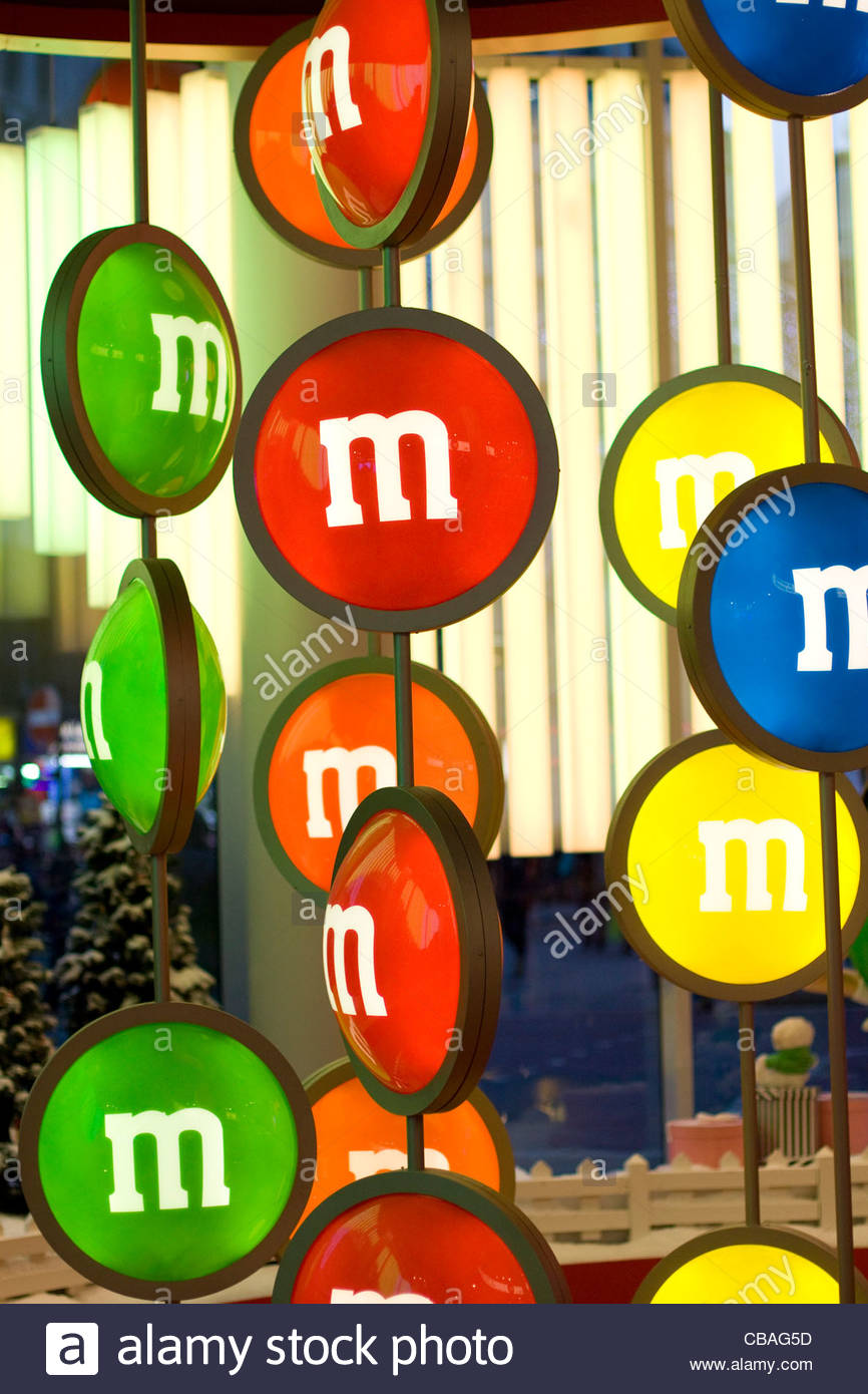 M And Ms Peanut Candy High Resolution Stock Photography and Images - Alamy