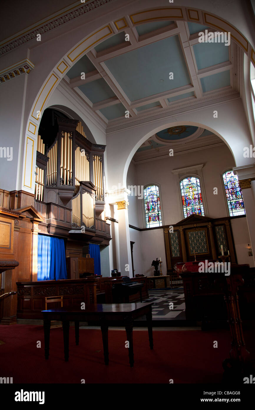Holy Trinity Church Interior in Clapham Common Stock Photo - Alamy