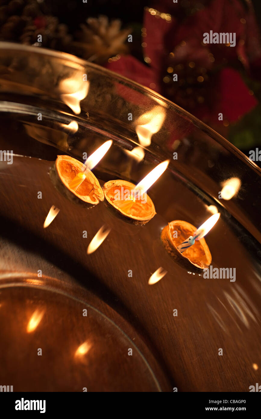 Nutshell boat with a candle. (CTK Photo/Josef Horazny Stock Photo - Alamy