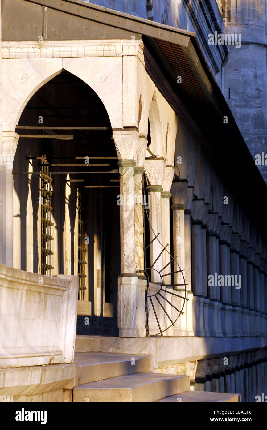 Mosque steps hi-res stock photography and images - Alamy