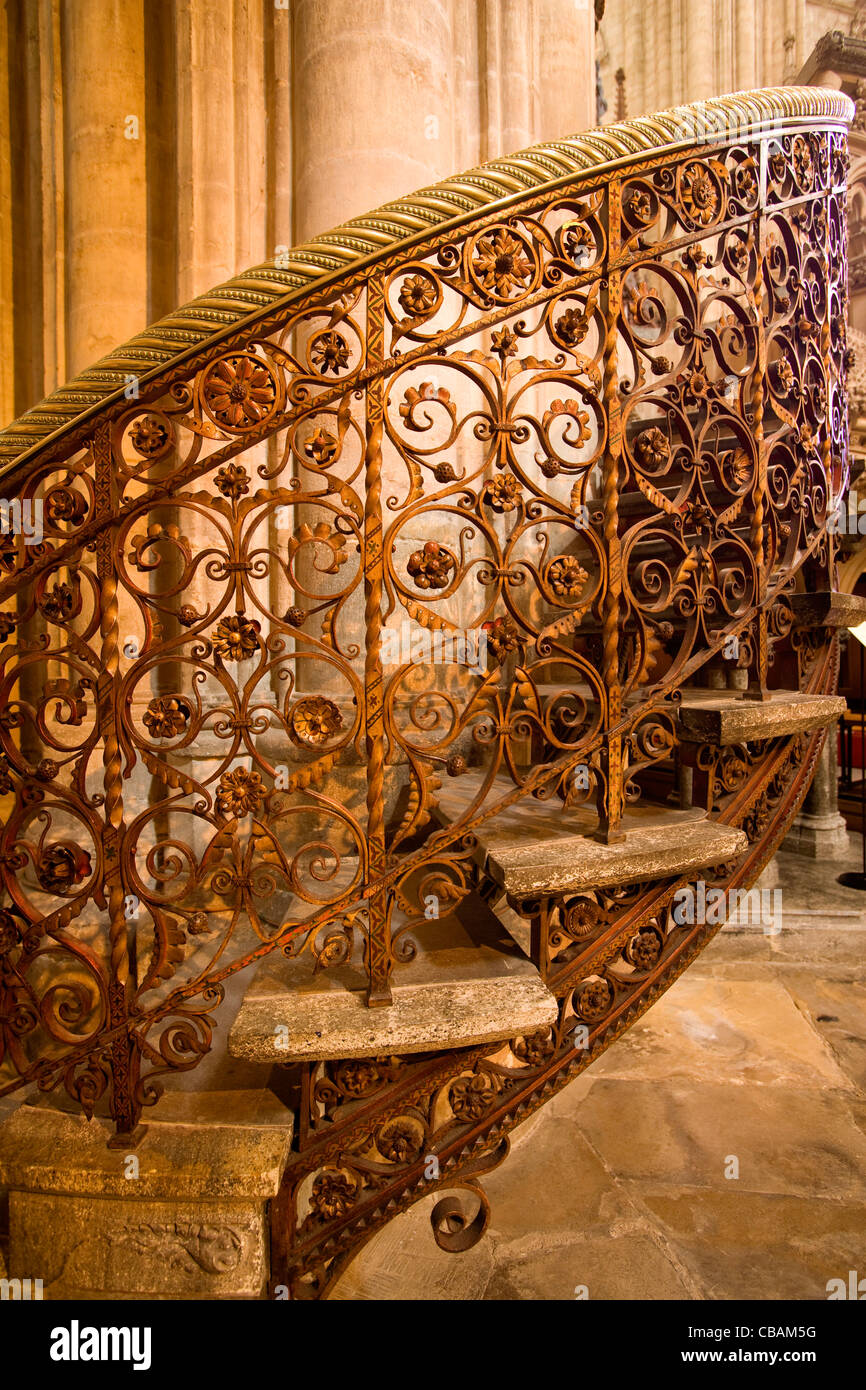 Iron spiral hi-res stock photography and images - Alamy