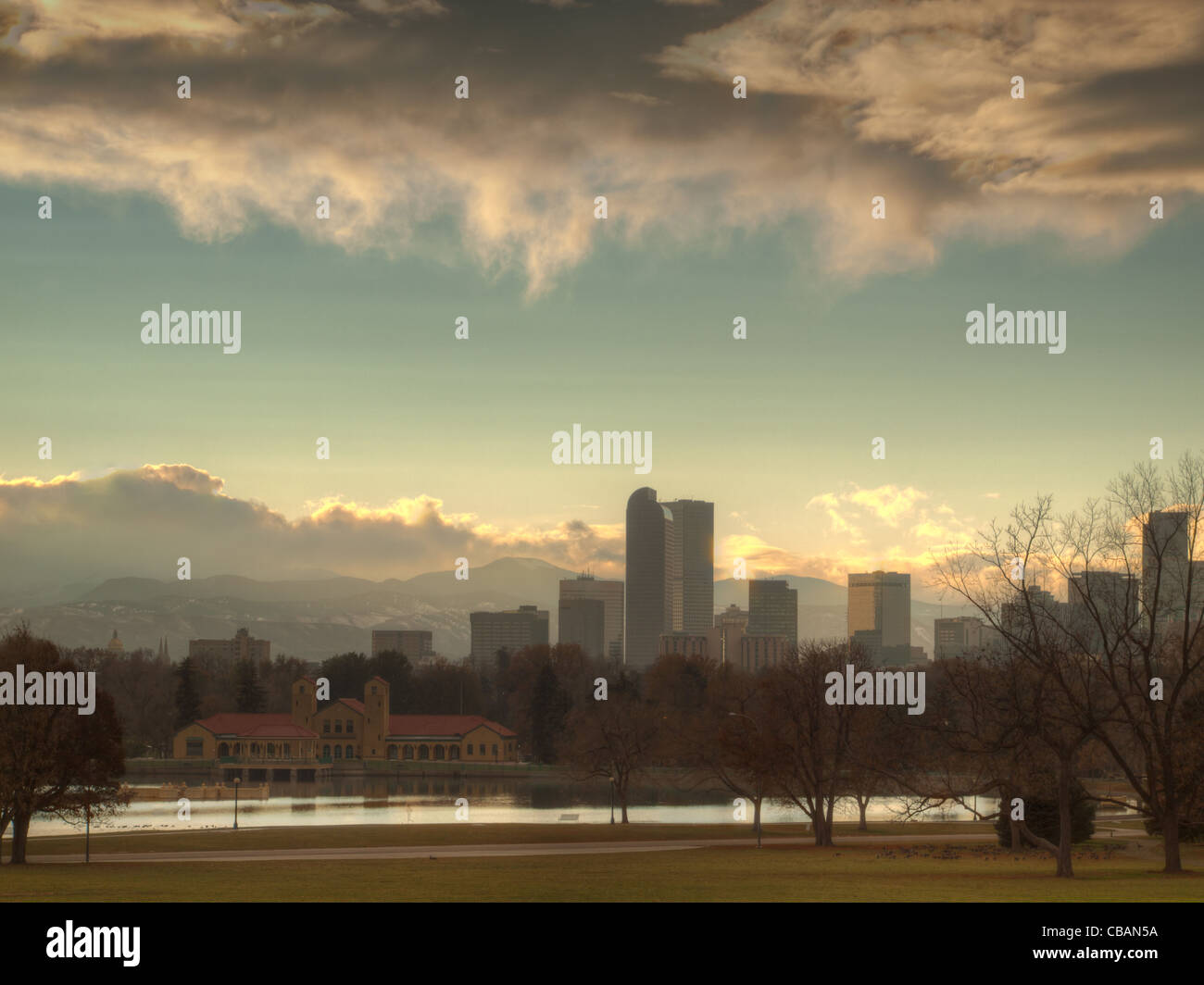 A view of Denver, Colorado downtown right before sunset Stock Photo - Alamy