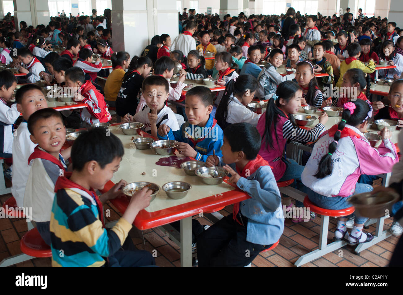 School canteen china hi-res stock photography and images - Alamy