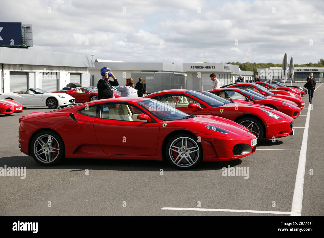 RED FERRARI 430 & CALIFORNIA SILVERSTONE CIRCUIT ENGLAND 14 September ...