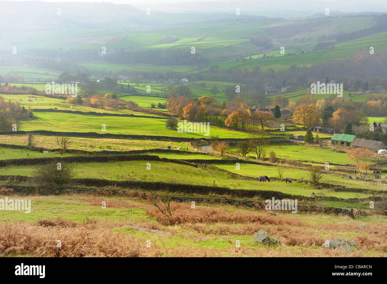 baslow edge autumn sunshine across the derbyshire landscape england uk ...