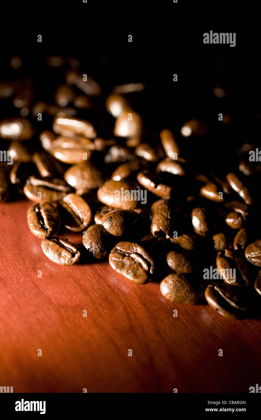 Close Up of Roasted Arabica Coffee Beans Stock Photo - Alamy