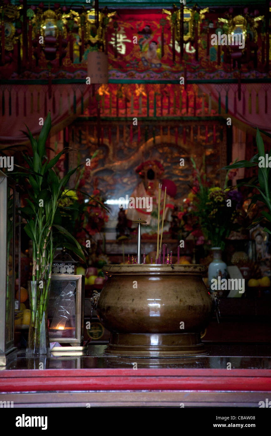 The altar of a Kwun Yam Temple Cheung Chau, Hong Kong outlying island ...