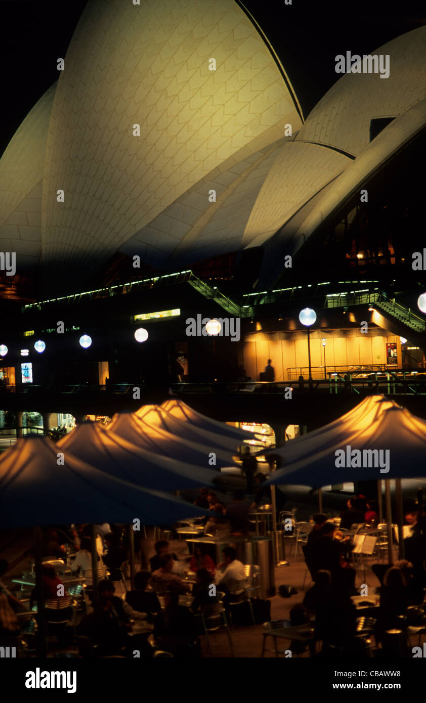 Australia, Sydney, the opera house and street cafe along east quay at ...