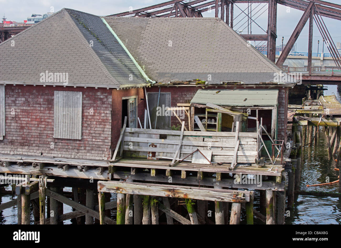 Pier abandoned fish shack in hi-res stock photography and images - Alamy