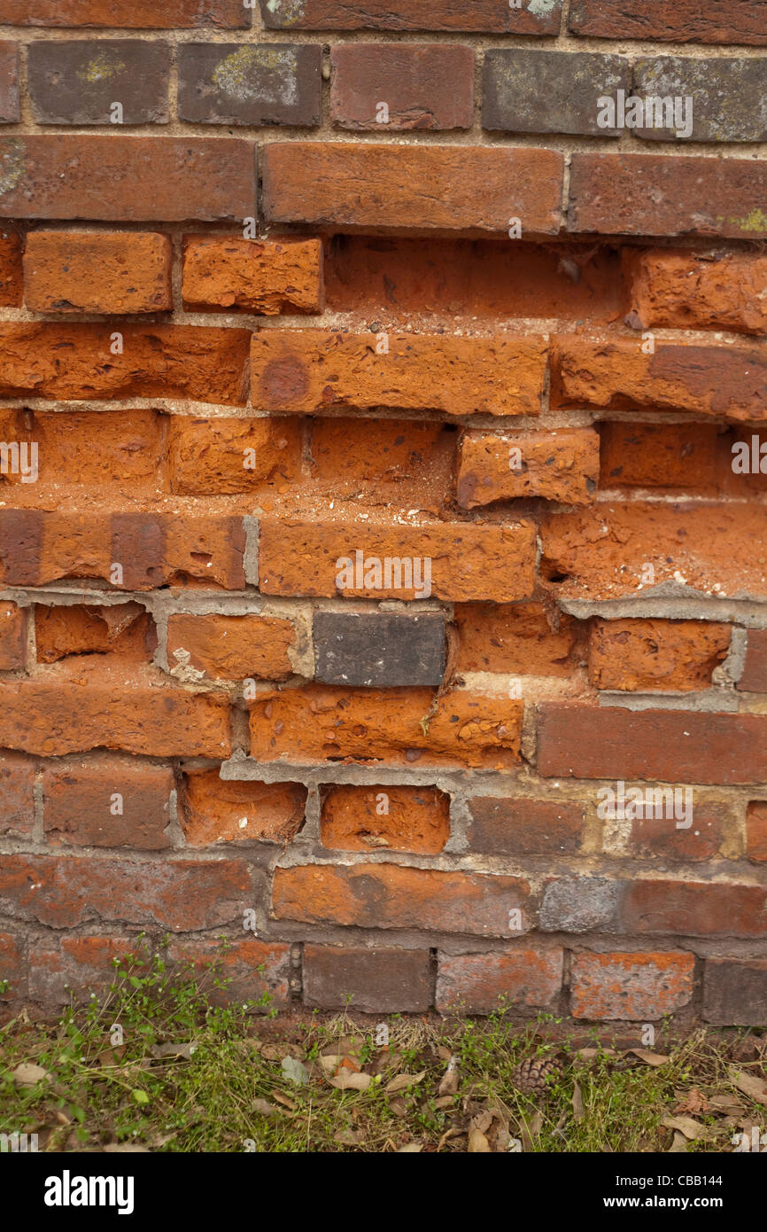 Local clay fired bricks hi-res stock photography and images - Alamy