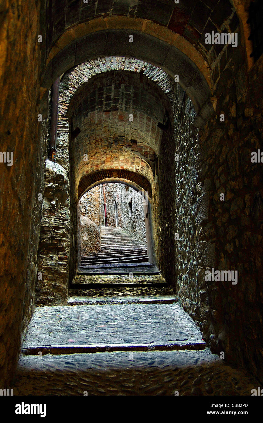 The Call (Jewish Quarter), Girona, Spain Stock Photo - Alamy