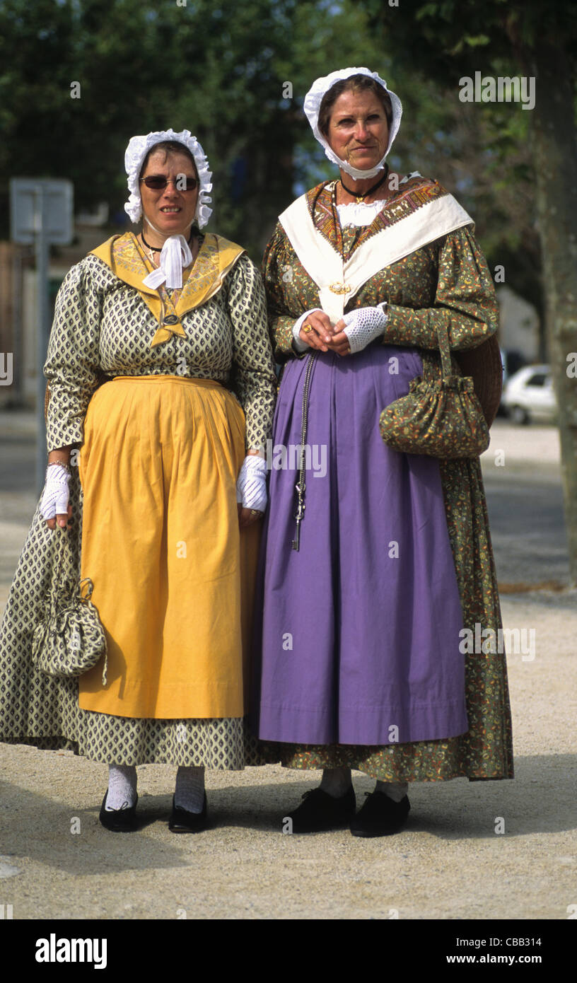Traditional French Clothing For Girls