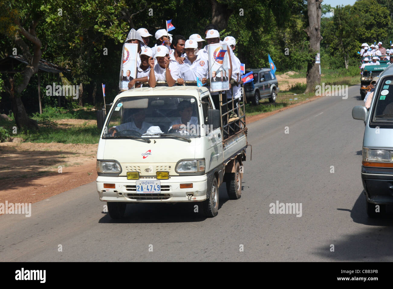Bus convoy hi-res stock photography and images - Alamy