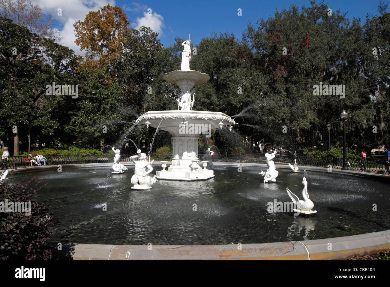Cherubs fountain hi-res stock photography and images - Alamy