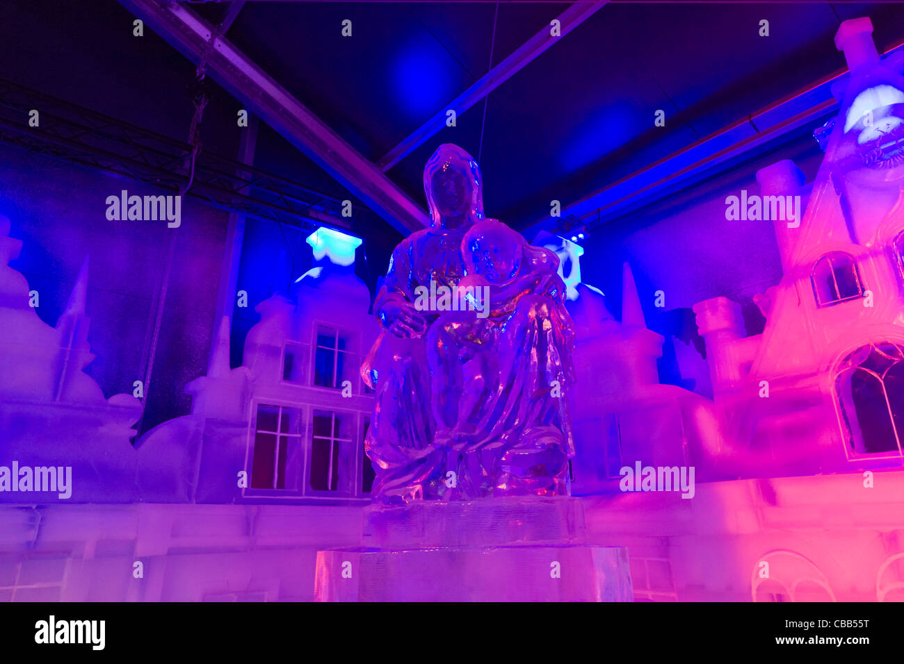 Ice sculpture festival in bruges hi-res stock photography and images ...