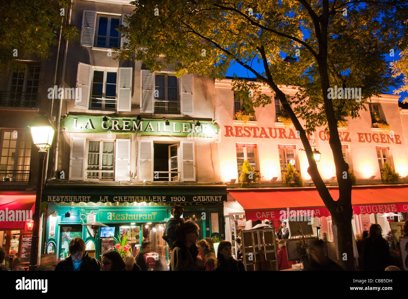 Paris France sidewalk café outdoor Stock Photo - Alamy