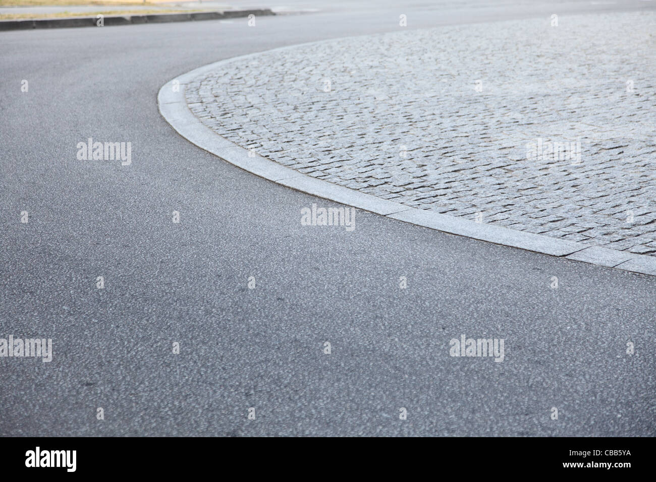 roundabout traffic circle, rotary asphalt Stock Photo - Alamy