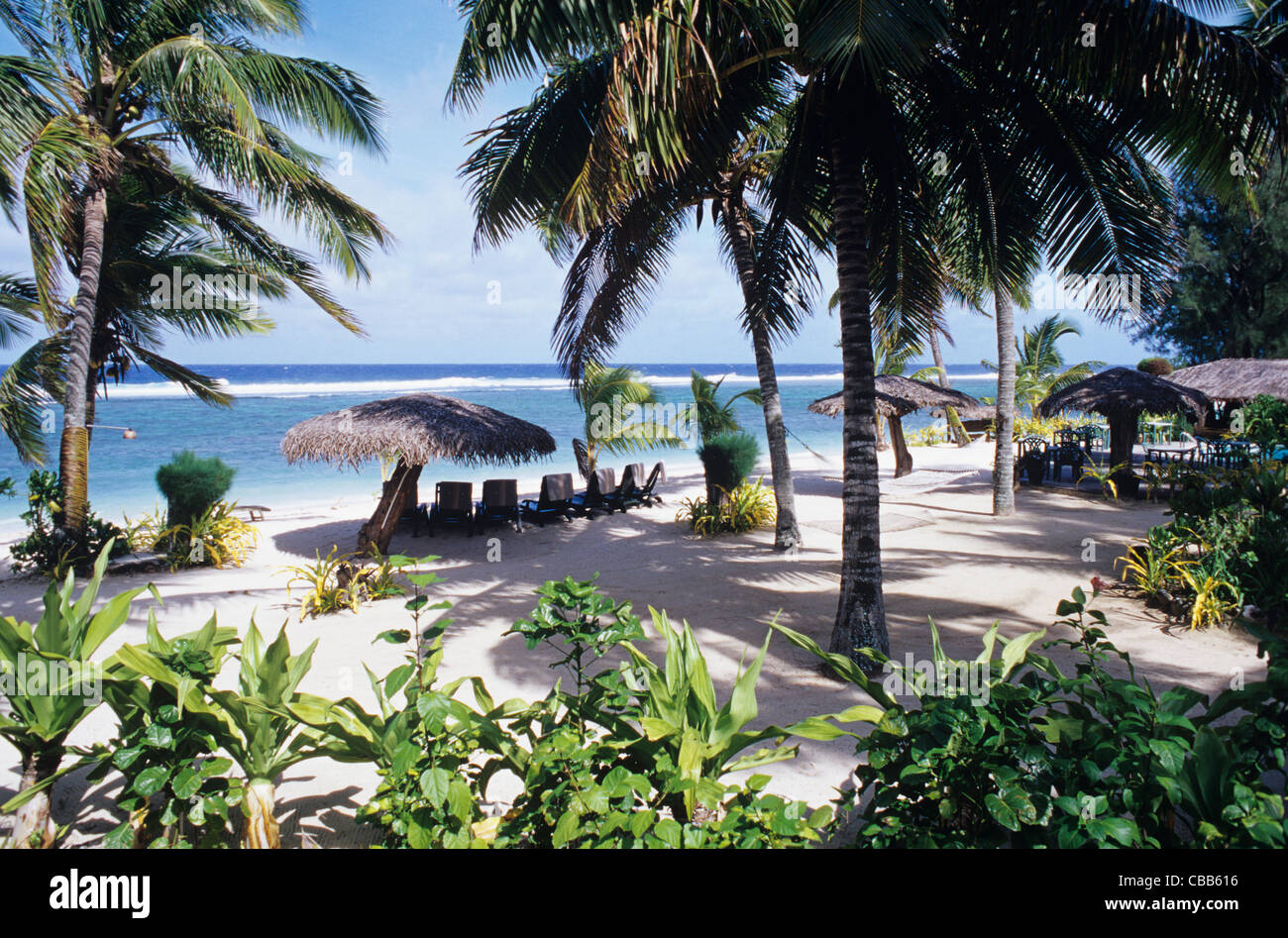 South pacific ocean atolls hi-res stock photography and images - Alamy
