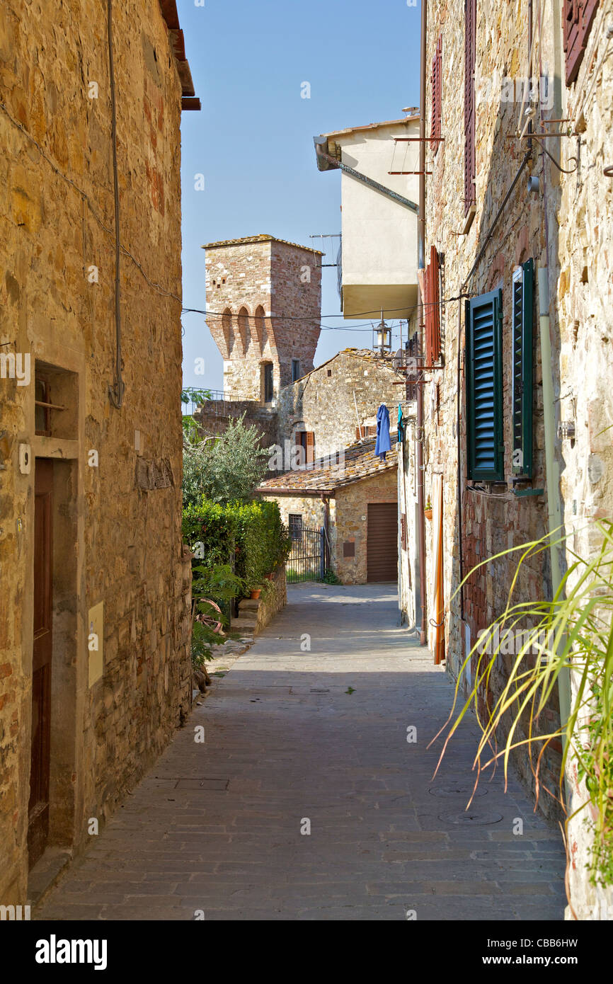 Cobblestone street tuscany hi-res stock photography and images - Alamy
