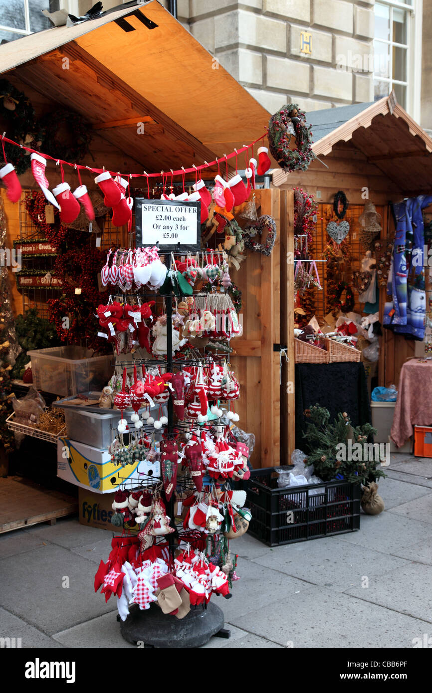Christmas market stall day hi-res stock photography and images - Alamy