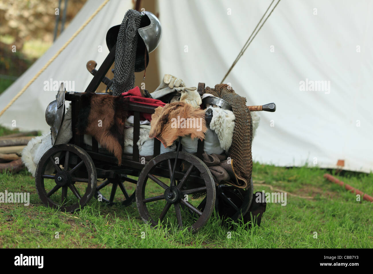 Medieval cart wagon hi-res stock photography and images - Alamy