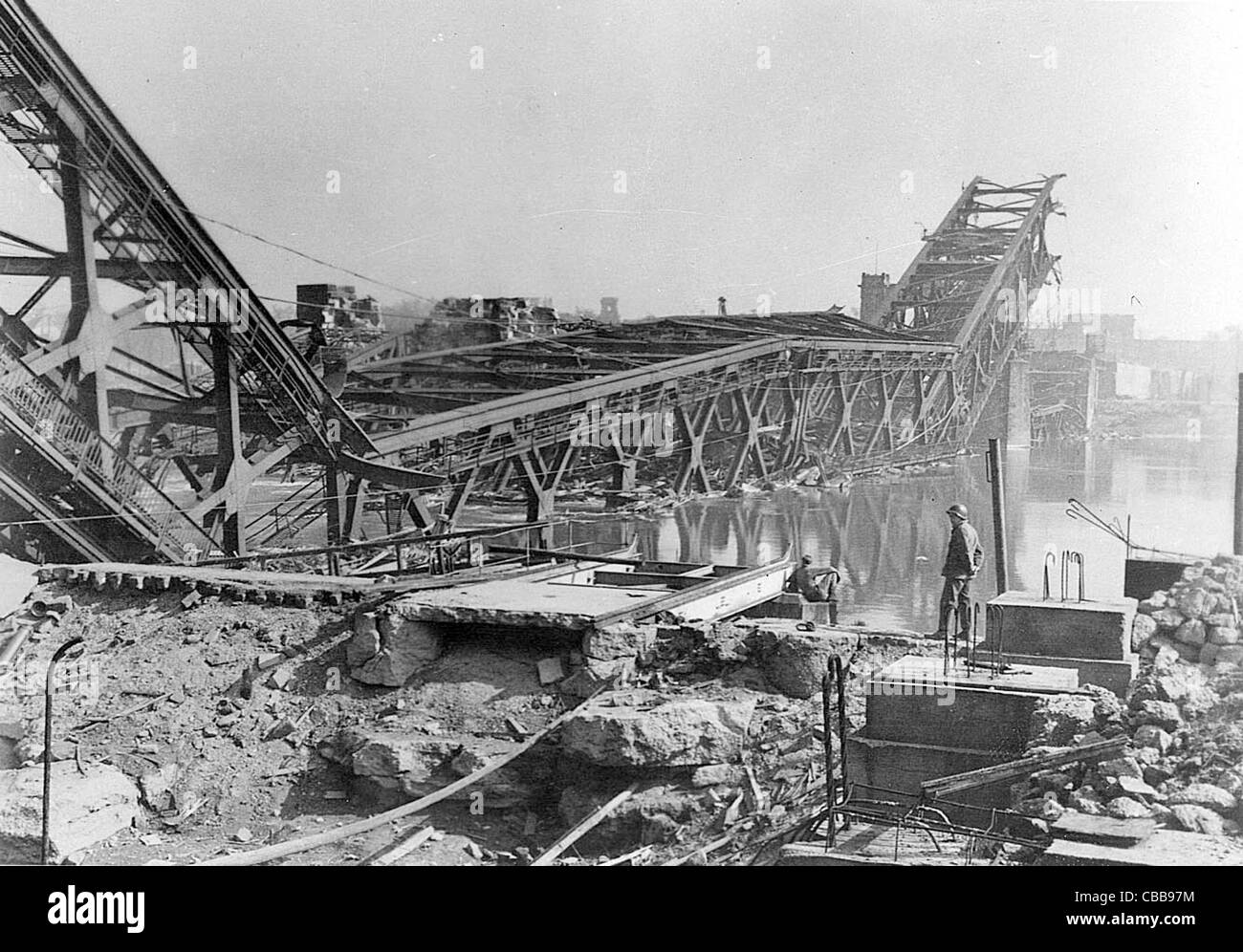 Bombed bridge hi-res stock photography and images - Alamy