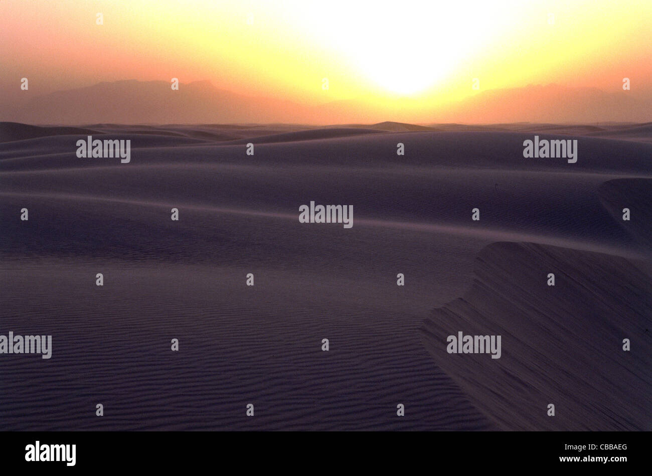 Rising sun over arizona desert hi-res stock photography and images - Alamy