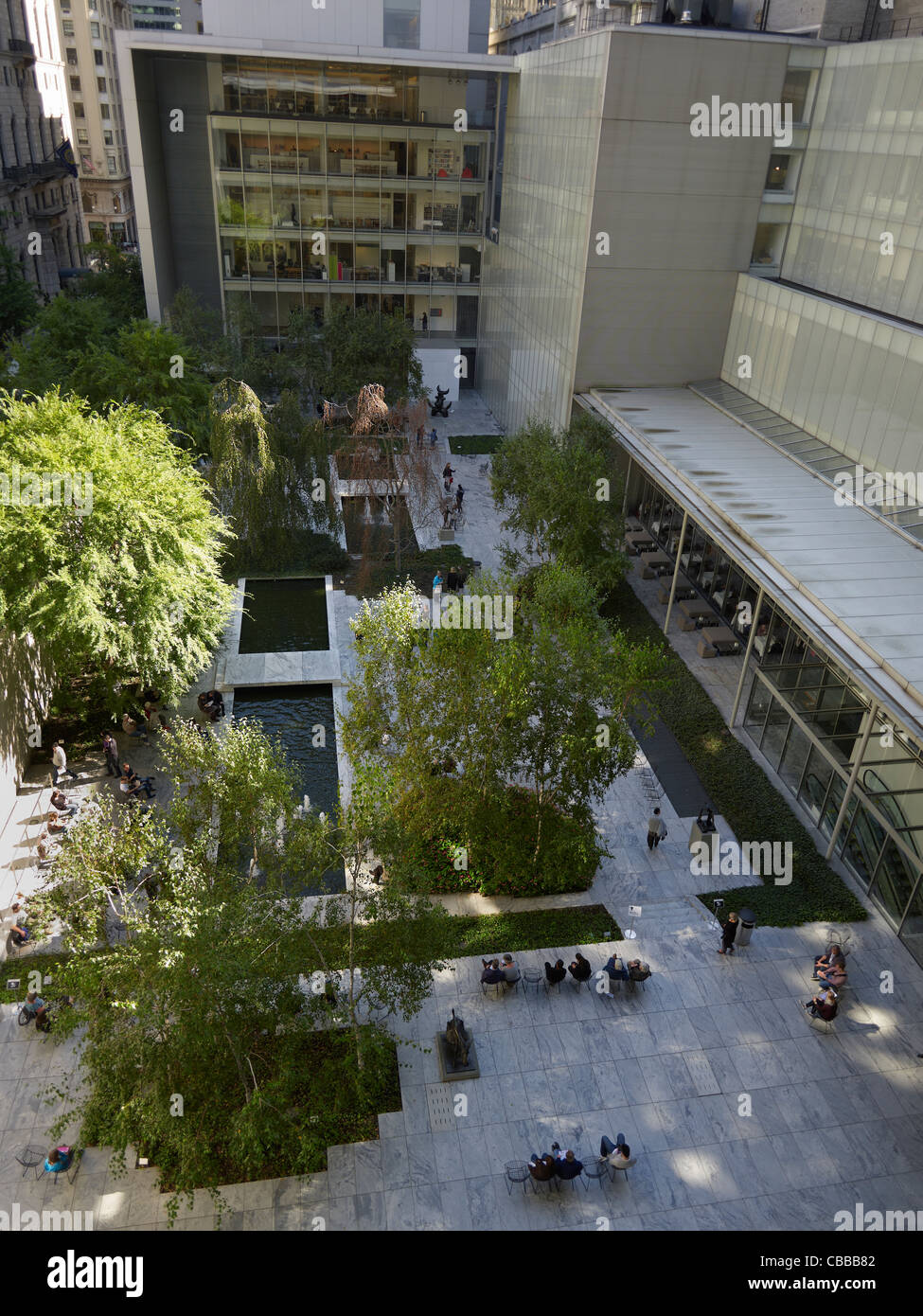 MOMA Sculpture garden 2004 Stock Photo - Alamy