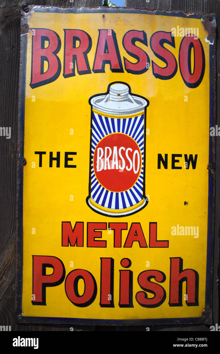 Advert advertising england hi-res stock photography and images - Alamy