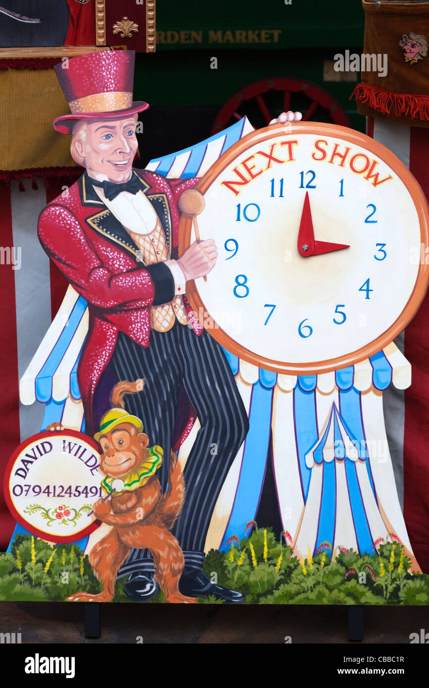 England, Vintage Show Time Starting Board Stock Photo - Alamy