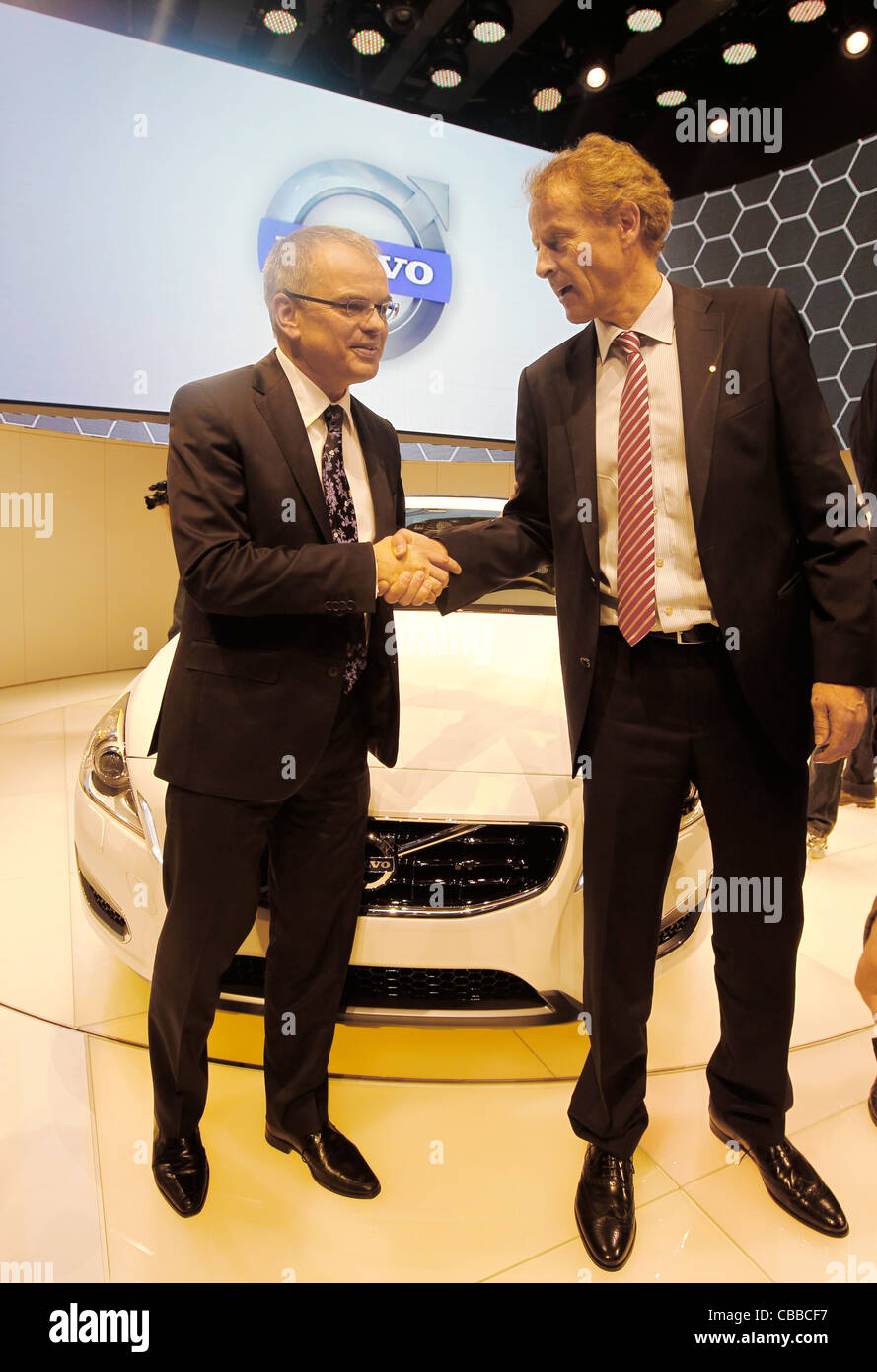 Stefan Jacoby, Volvo Corp. President and CEO (left) and Oystein Loseth ...