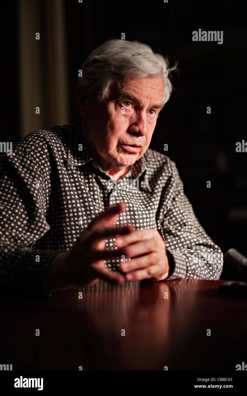 Popularizer of astronomy hi-res stock photography and images - Alamy