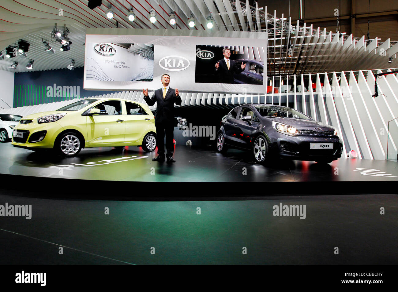 Paul Philpott, Chief Operating Officer of Kia Motors Europe, Kia ...