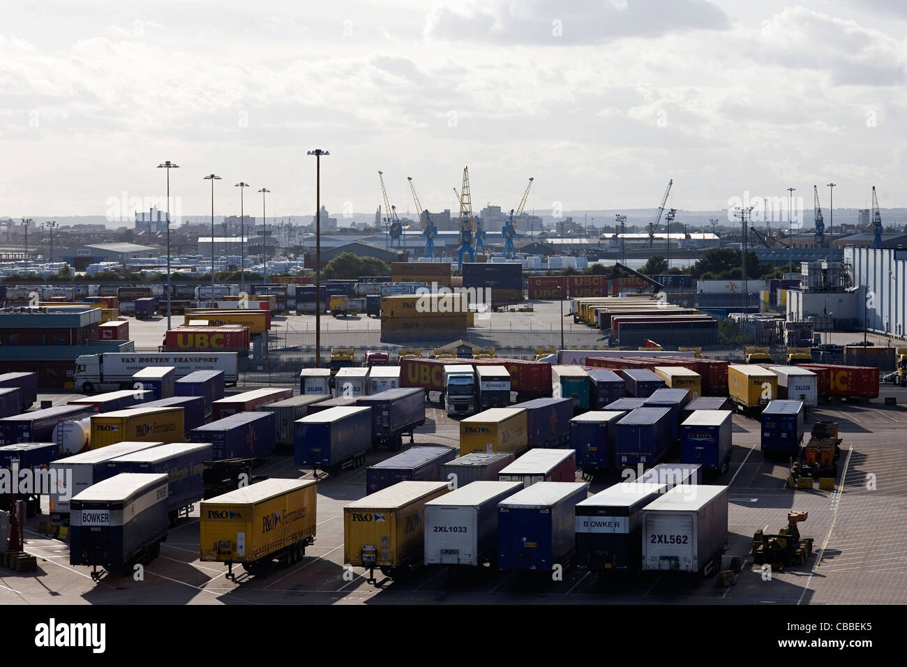 Hull Port Ferry Terminal Lorry Storage Car park Stock Photo - Alamy
