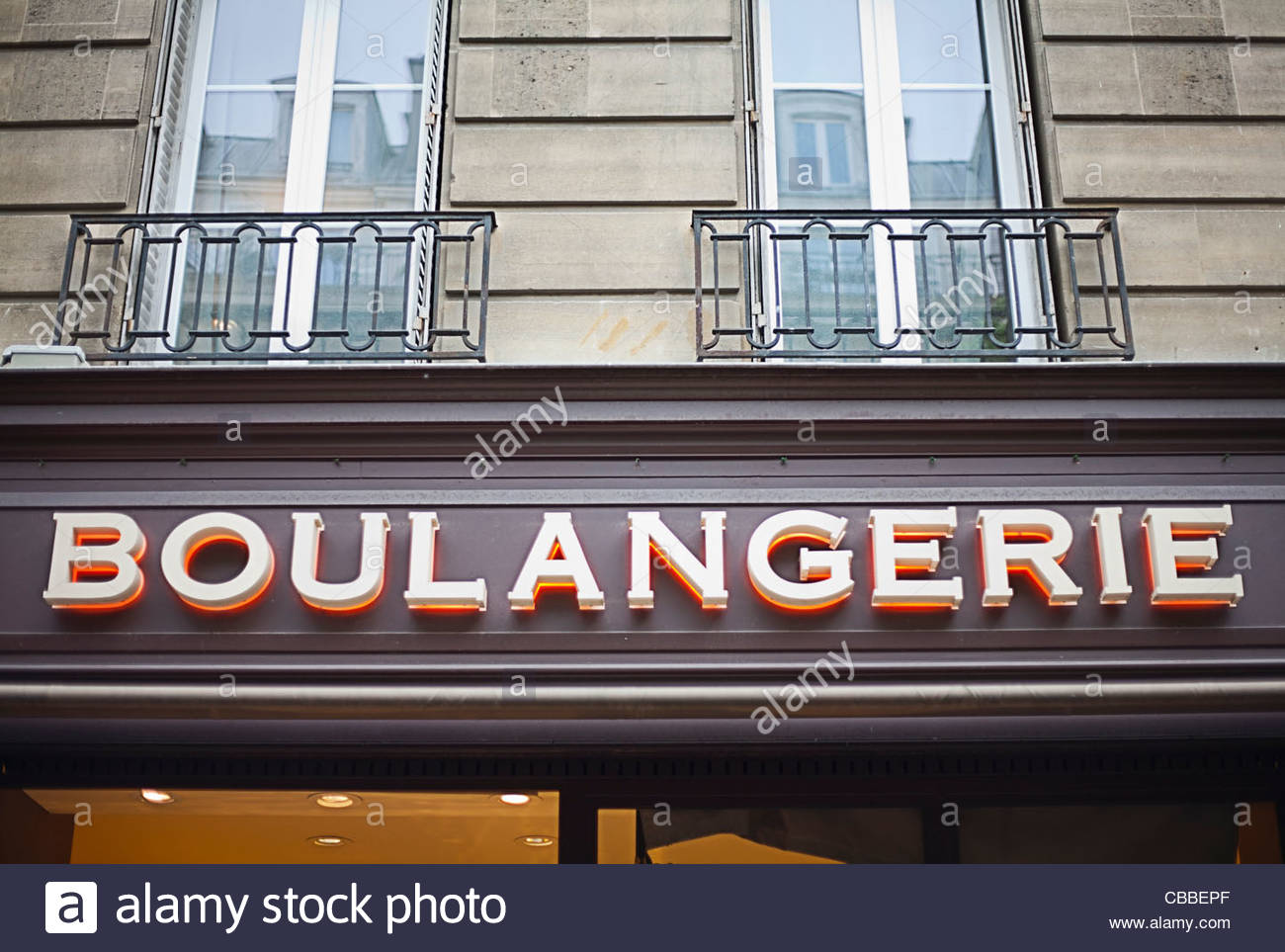 French Bakery Storefront High Resolution Stock Photography and Images ...